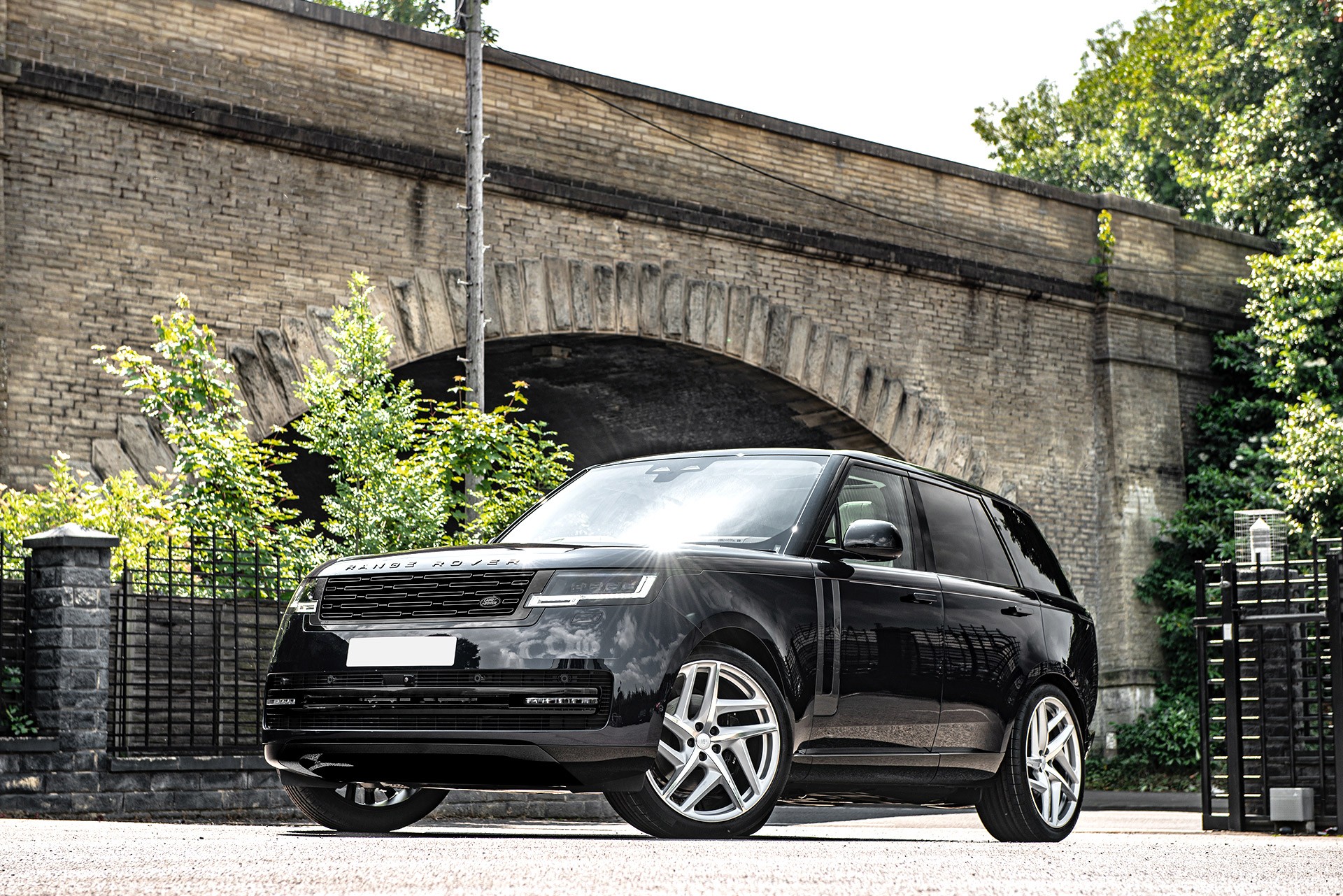 Kahn Automobiles